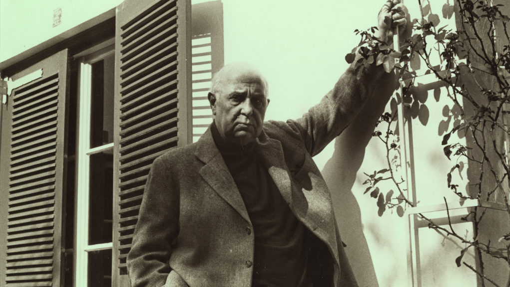 Γιώργος Σεφέρης: «Το καλοκαίρι σαν ένα τετράδιο που μας κούρασε ...