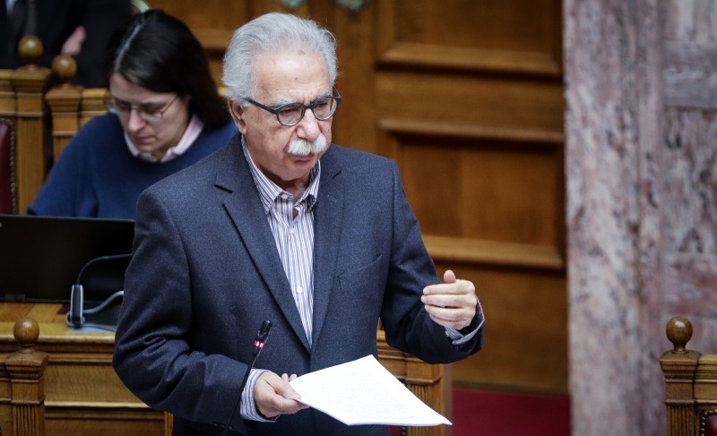 Γαβρόγλου κατά Κεραμέως για ακροδεξιά ρητορική και αθώωση φασισμού | Το ...