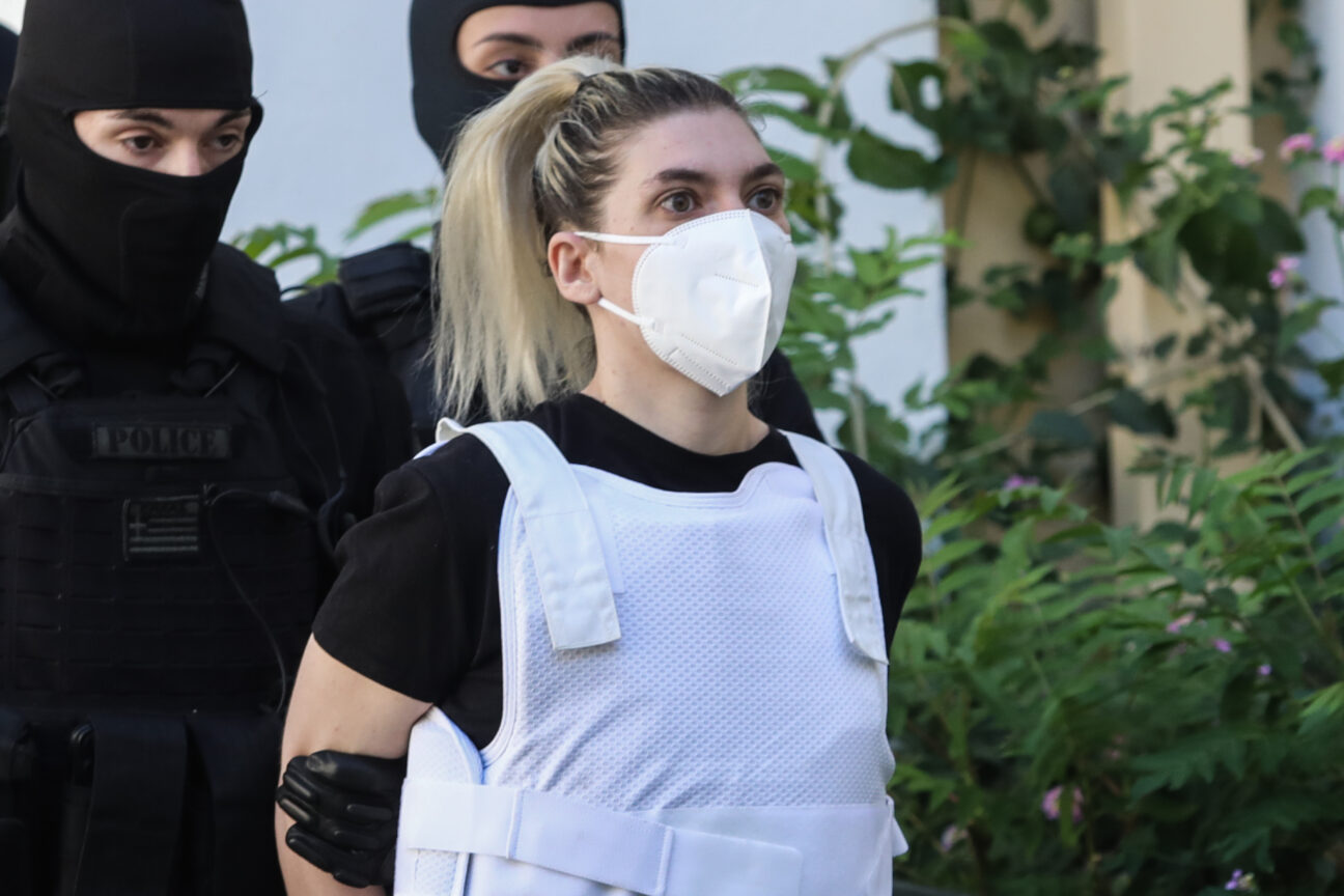 Στο νοσοκομείο η Ρούλα Πισπιριγκου - Τι έχει συμβεί με την υγεία της ...