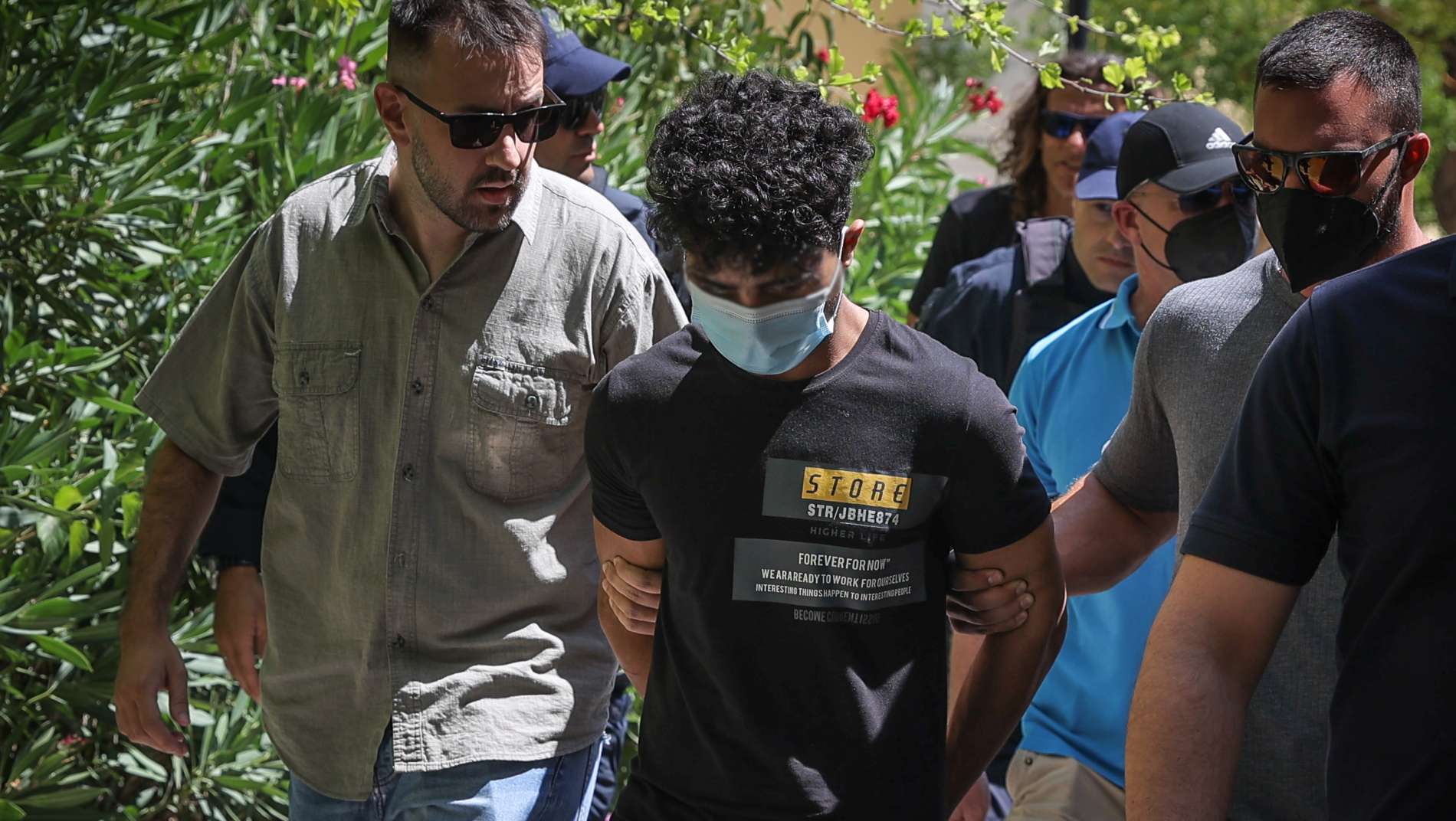 Στον ανακριτή ο καθ' ομολογίαν δολοφόνος της 17χρονης Νικολέτας | Το ...