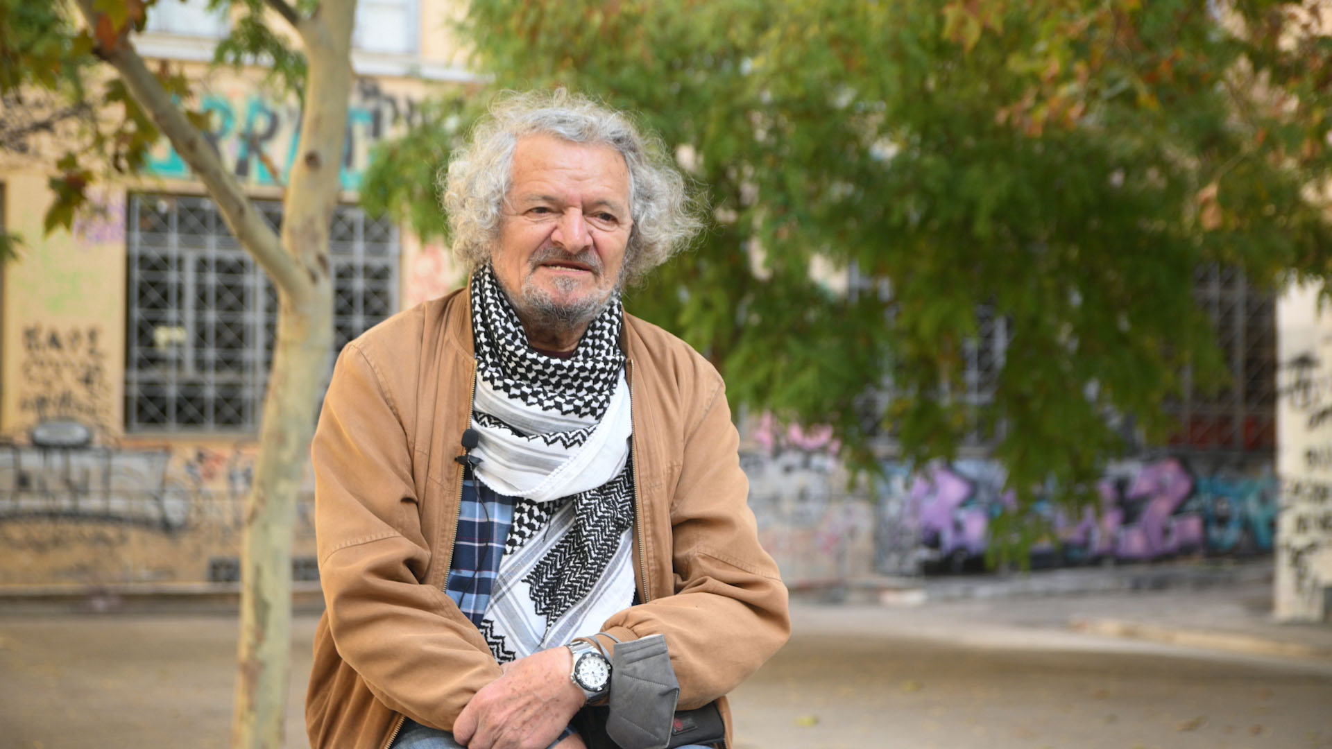 Ο Γιάννης Φελέκης μιλάει για το βράδυ που μπήκε το τανκ στο Πολυτεχνείο ...
