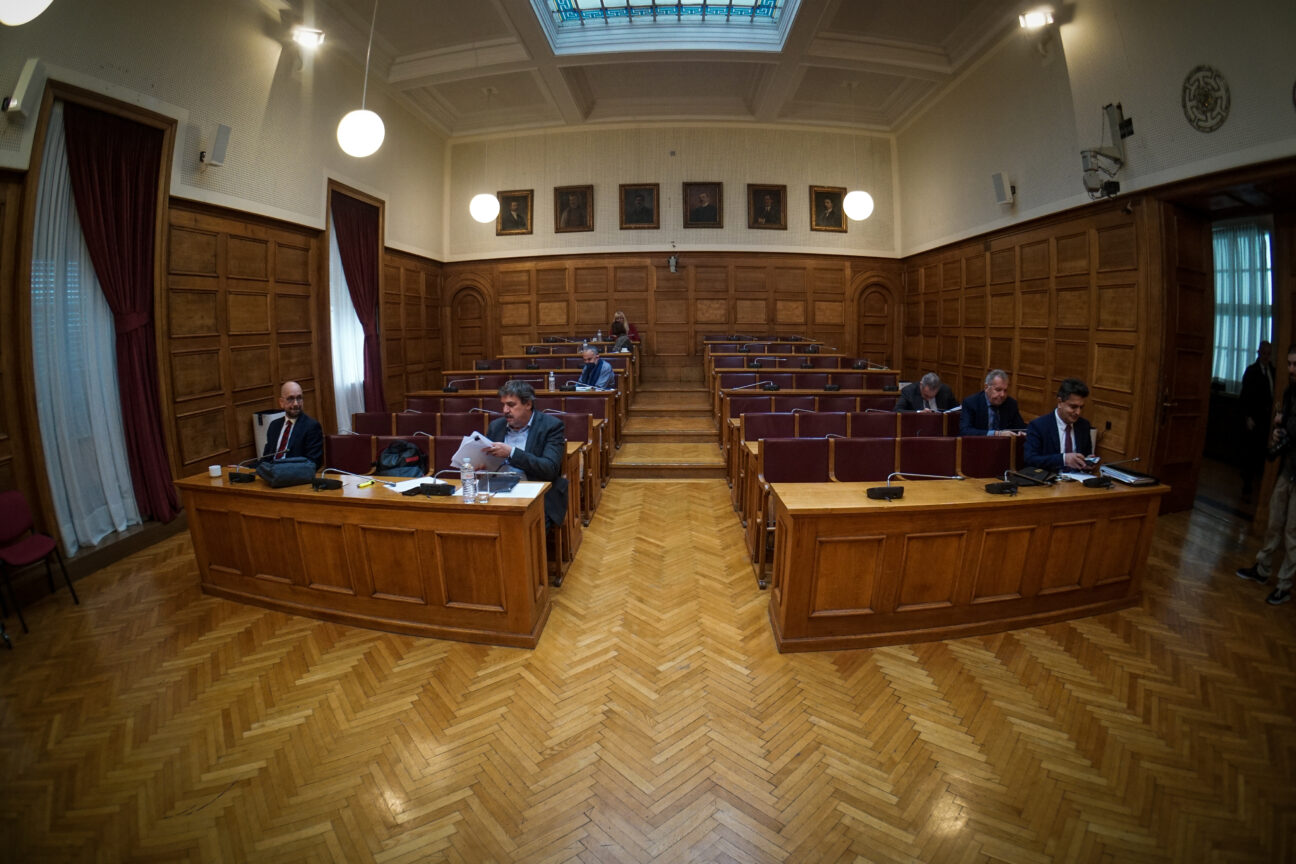 Επιτροπή Θεσμών: Η ΝΔ ομολόγησε τους δεσμούς Μαξίμου – ΕΥΠ – Predator ...