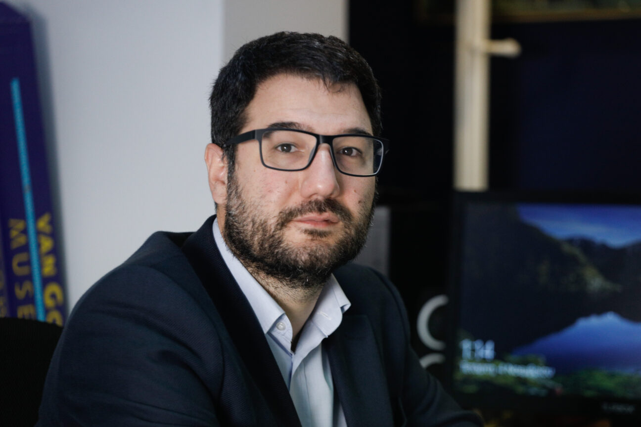 Ηλιόπουλος: Κάποιοι δημοσκόποι έχουν χάσει την επαφή με την ...