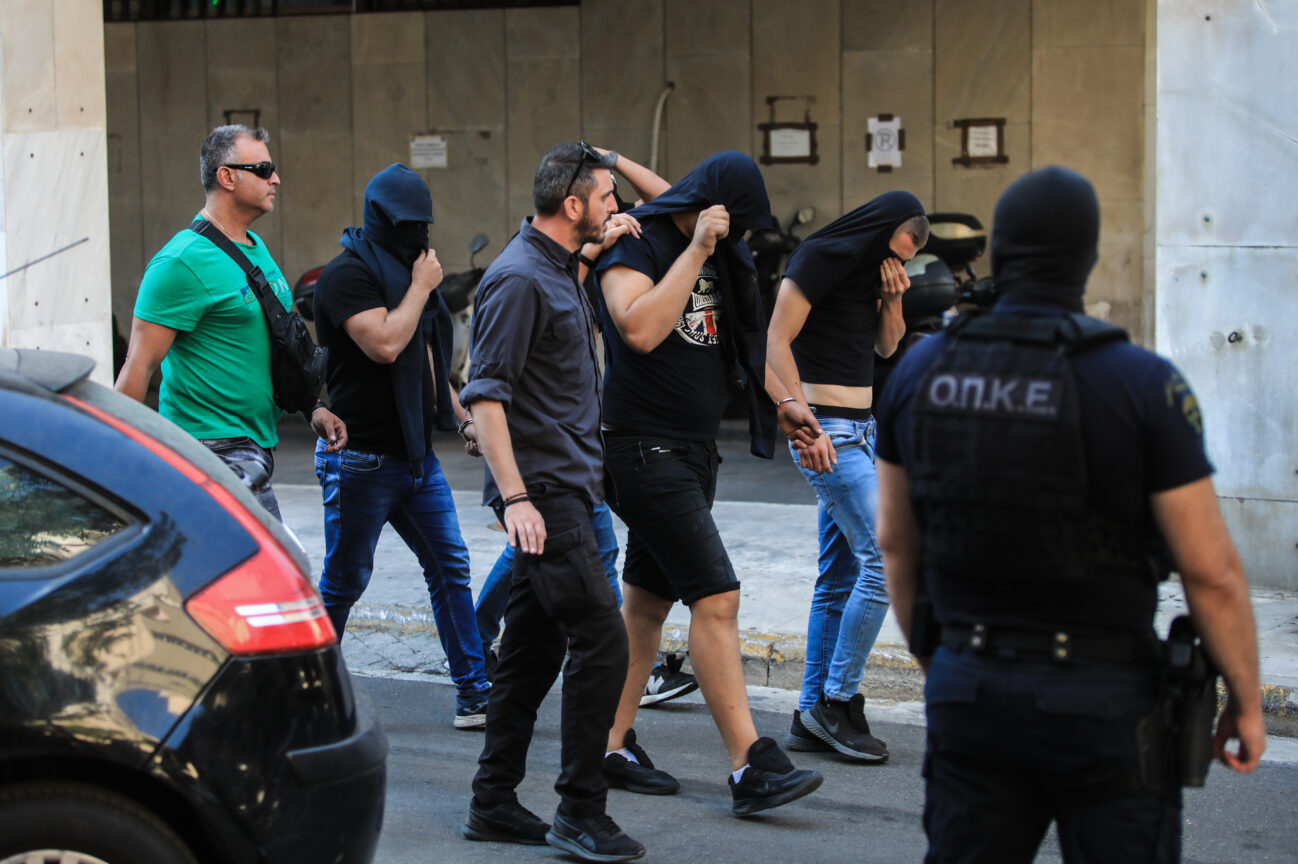 Νέα Φιλαδέλφεια: Προφυλακίστηκαν έξι εκ των κατηγορουμένων χούλιγκαν ...
