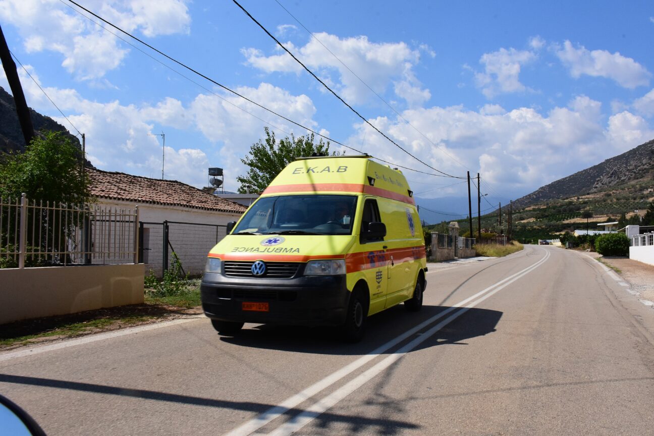 Σοκ στην Αλεξανδρούπολη: Σοβαρός τραυματισμός 4χρονης από καγκελόπορτα ...