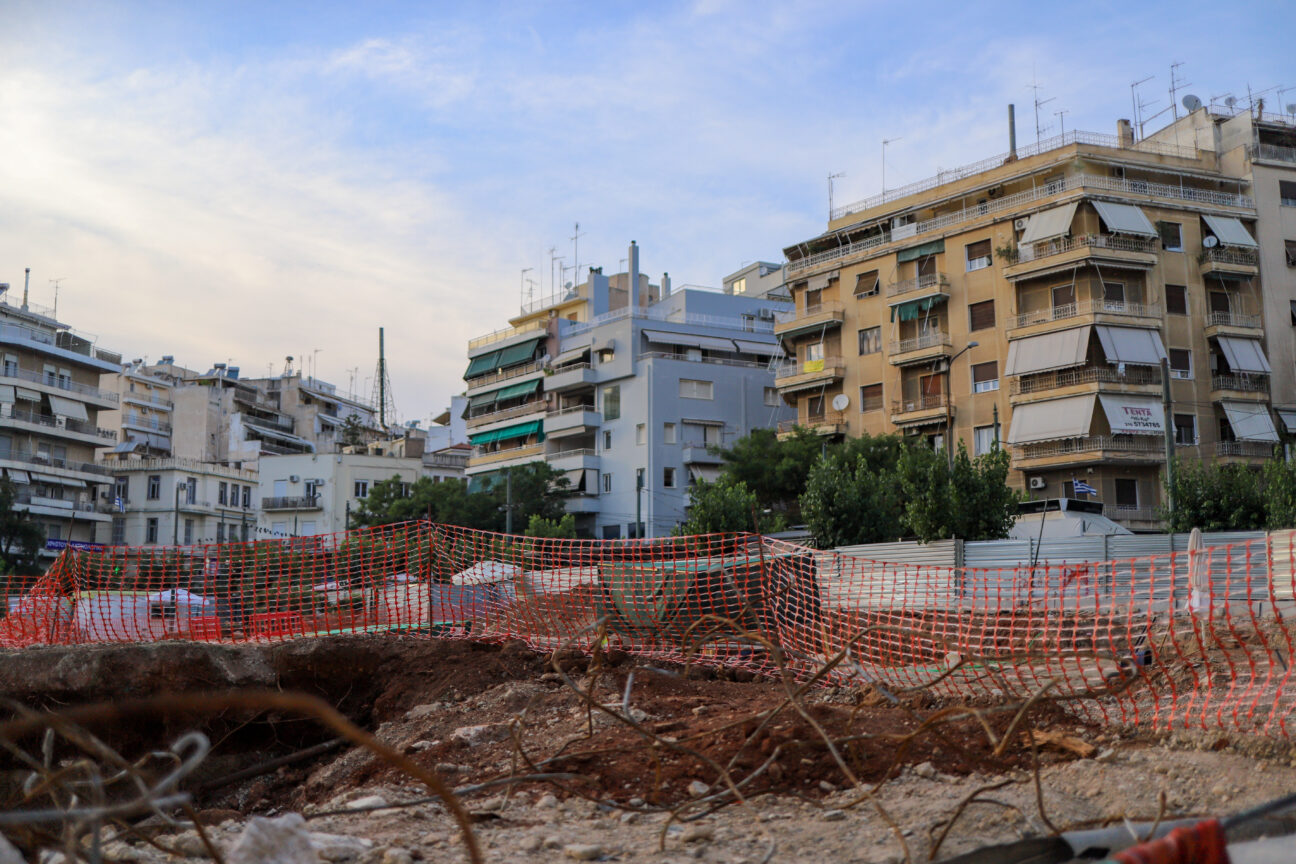 Συναγερμός στην Κυψέλη: Εντοπίστηκε οβίδα του Β’ Παγκοσμίου κατά τη ...