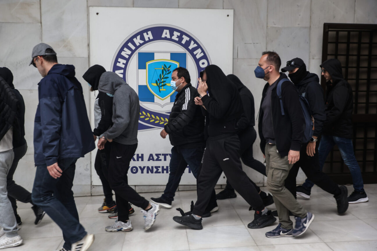 Πειραιάς: Εμπλεκόμενος στη δολοφονία Λυγγερίδη ο σύντροφος της 16χρονης ...