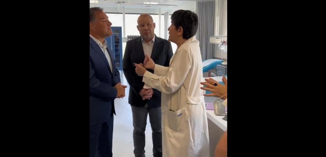 Πανεπιστημιακό Νοσοκομείο Λάρισας: Oι γιατροί σφυροκοπούν τον Ά ...
