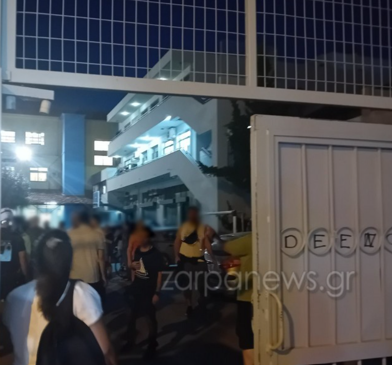 Αιματηρή συμπλοκή σε ΕΠΑΛ στα Χανιά - Εξωσχολικοί μαχαίρωσαν μαθητή στο ...
