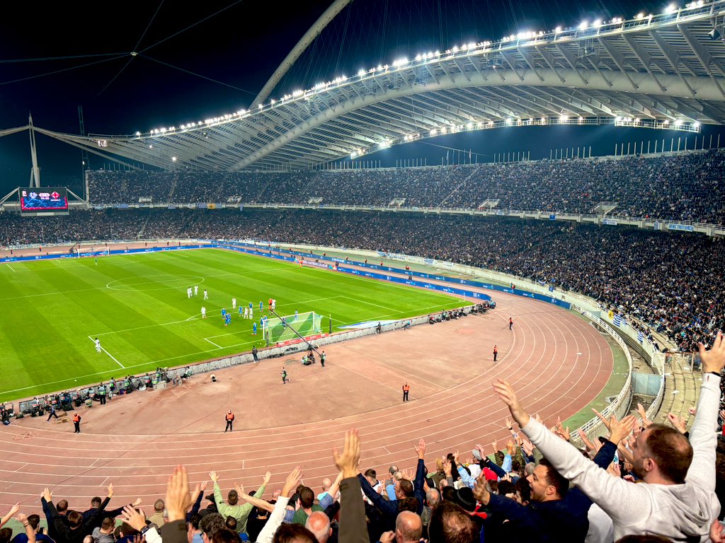 Βαρύς ο πέλεκυς της UEFA για την ΕΠΟ: Πουλούσαν αλκοόλ στις εξέδρες του ...