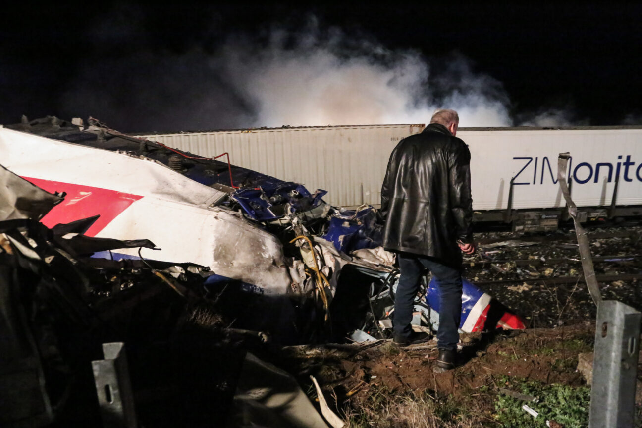 Νέα μήνυση για τα Τέμπη: Στο στόχαστρο ο ανακριτής Μπακαΐμης για ...