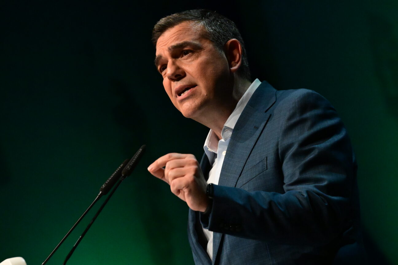 Παρέμβαση Τσίπρα μετά την παρουσία Μητσοτάκη στη ΔΕΘ: «Μοναδικός στόχος ...