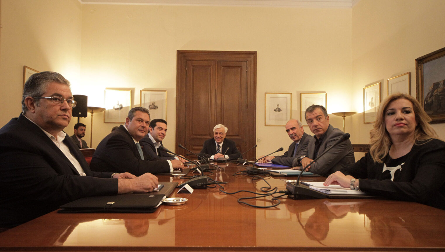 Τσίπρας: Ζητά να δημοσιοποιηθούν τα πρακτικά του Συμβουλίου των ...