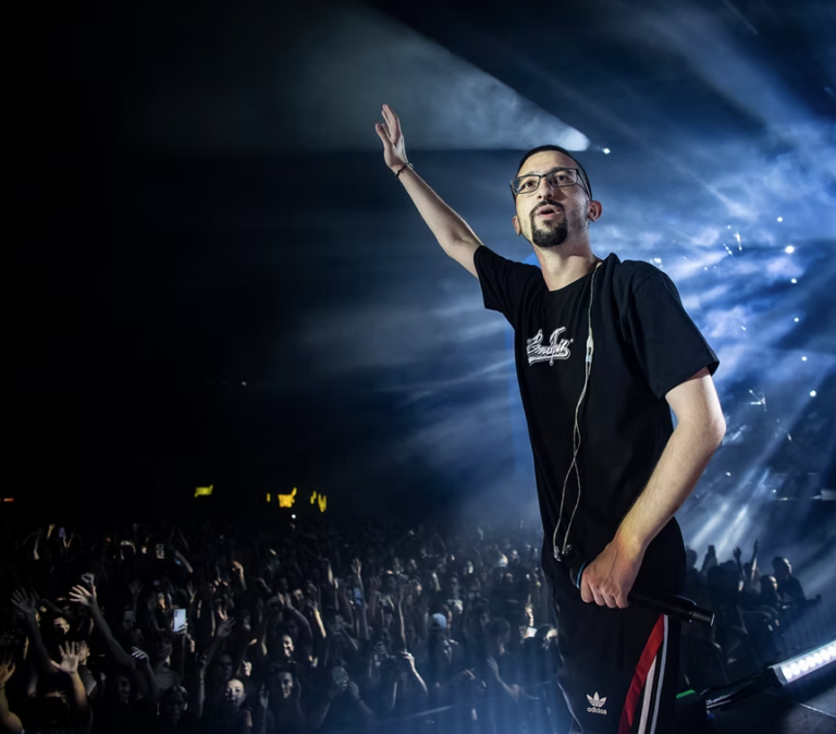 Bloody Hawk: Ξεσήκωσε το ΟΑΚΑ και απογείωσε τους 40.000 φαν του ...