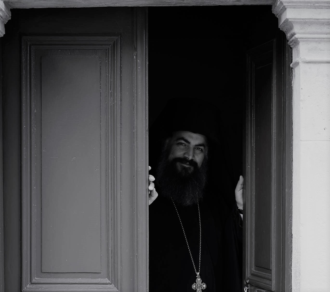 Ο Αρχιμανδρίτης Μελχισεδέκ και η «σκιά» της κρητικής μαφίας - Γιατί τον ...