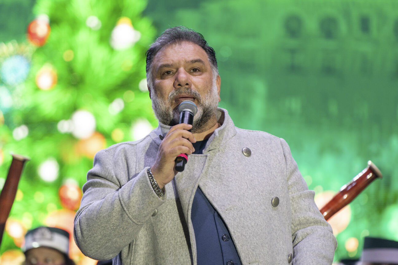 Οργισμένη ανάρτηση του Γρηγόρη Αρναούτογλου για εικόνες εγκατάλειψης ...