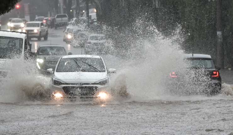 Γνωστός μετεωρολόγος για την κακοκαιρία Kristin: «Μην πανικοβάλλετε τον ...